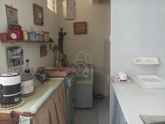 Apartment for Rent, 3 Bedroom, 560 sq.ft, Pinang Emas Flat, Batu ...
