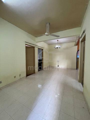 Apartment for Sale, 3 Bedroom, 700 sq.ft, Seri Perindu Apartment ...