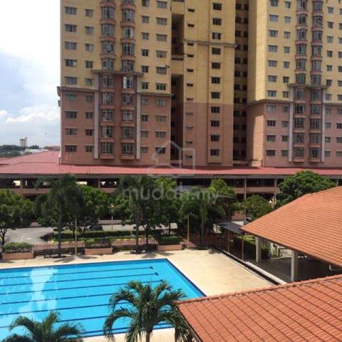Condominium for Rent, 3 Bedroom, 900 sq.ft, Angkasa Condominiums ...