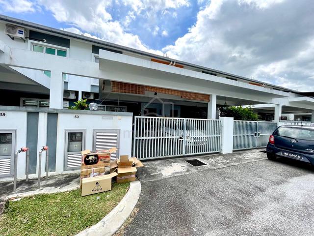 2-storey Terraced House for Sale, 4 Bedroom, 2300 sq.ft, Mantin, Negeri ...