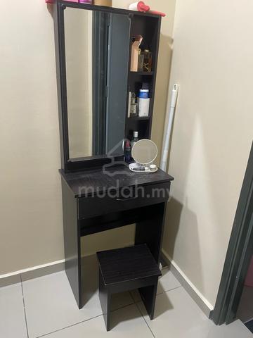 Dressing table (free office chair) - Furniture & Decoration for sale in ...