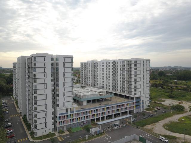 Service Residence for Rent, 3 Bedroom, 850 sq.ft, Prima Residensi ...