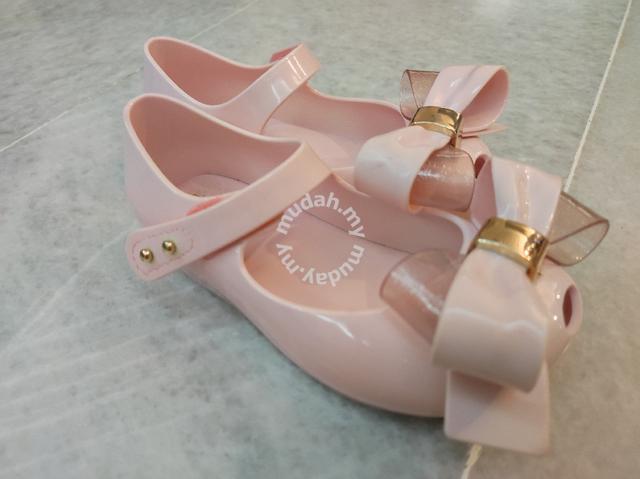 Original Mini Melissa Pink Ribbon Shoe - Moms & Kids for sale in Bandar ...
