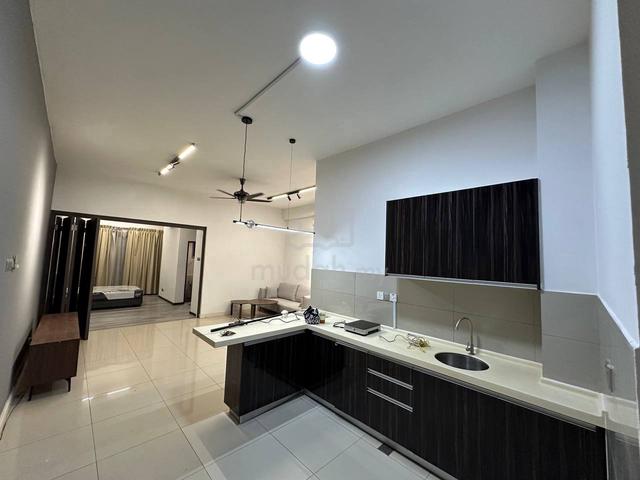 Service Residence for Rent, 2 Bedroom, 1051 sq.ft, The Loft Residence ...