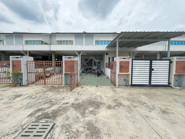 Townhouse for Sale, 3 Bedroom, 1000 sq.ft, Klang, Selangor | Mudah.my