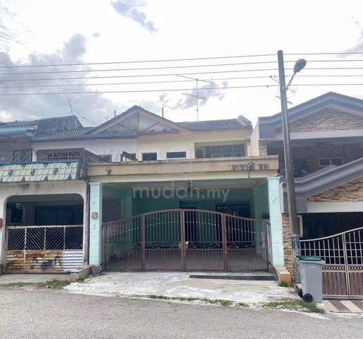 2-storey Terraced House for Sale, 4 Bedroom, 1400 sq.ft, Batu Pahat ...