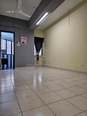 Condominium for Rent, 4 Bedroom, 1595 sq.ft, GCB Court, Ampang, Kuala ...