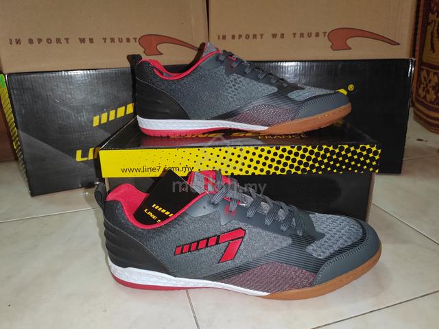 ITEM BARU_Kasut Sukan Indoor LINE 7 size 43 - Shoes for sale in Kota ...