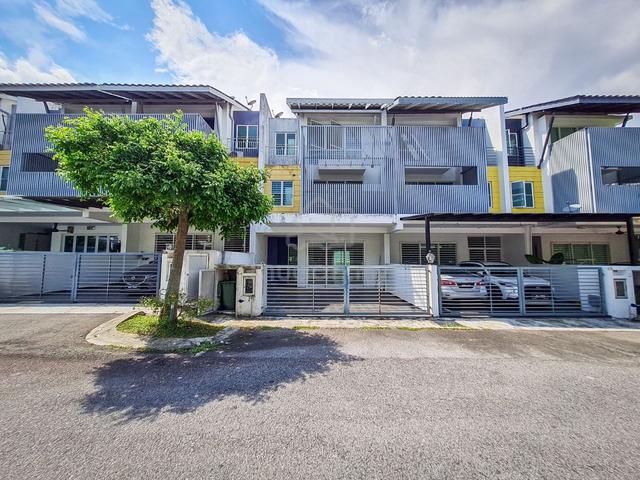 2.5 Storey Terrace, Taman Nadayu 92 Kajang - House for sale in Kajang ...