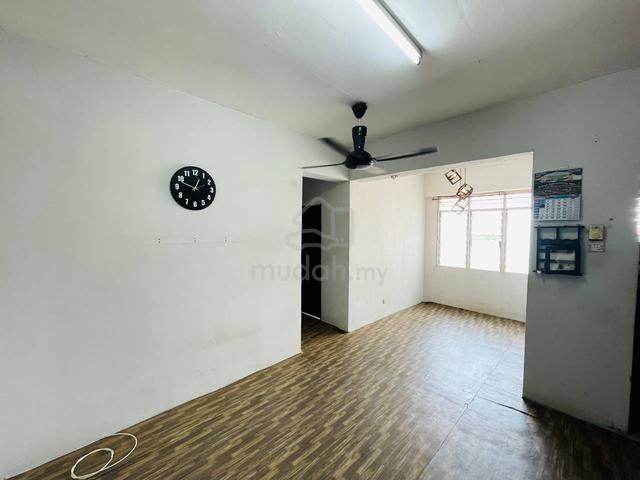 Flat for Sale, 3 Bedroom, 600 sq.ft, Desa Ria Flat, Petaling Jaya ...