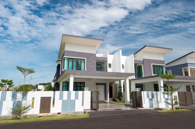 Semi-Detached House for Sale, 5 Bedroom, 3200 sq.ft, Bukit Katil ...