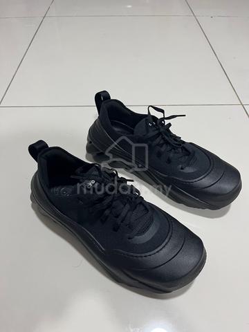 Crocs Echo Surge - Shoes for sale in Mid Valley City, Kuala Lumpur