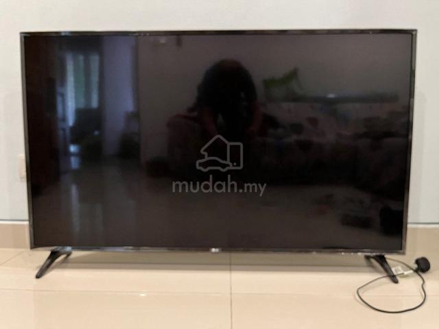 LG 55 inch UHD 4K smart + TV stand (screen faulty) - TV/Audio/Video for ...