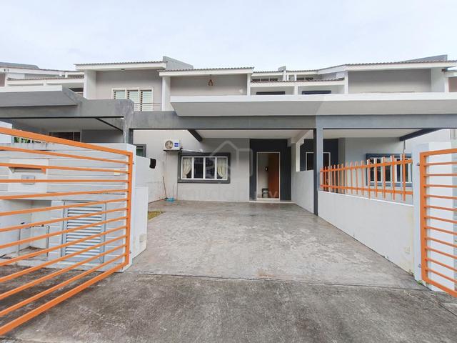 2-storey Terraced House for Sale, 4 Bedroom, 1680 sq.ft, Cyberjaya ...