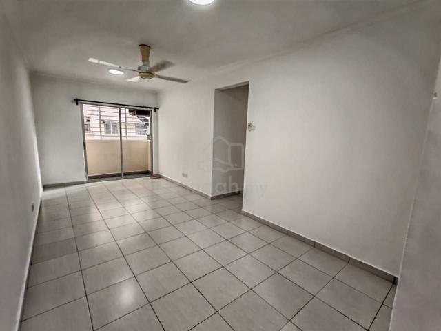 Apartment for Sale, 3 Bedroom, 780 sq.ft, Mandarina Court, Cheras ...