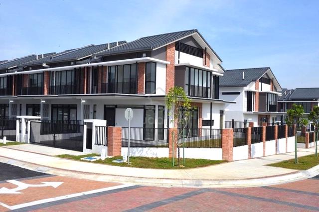 2-storey Terraced House for Sale, 4 Bedroom, 3800 sq.ft, Cyberjaya ...