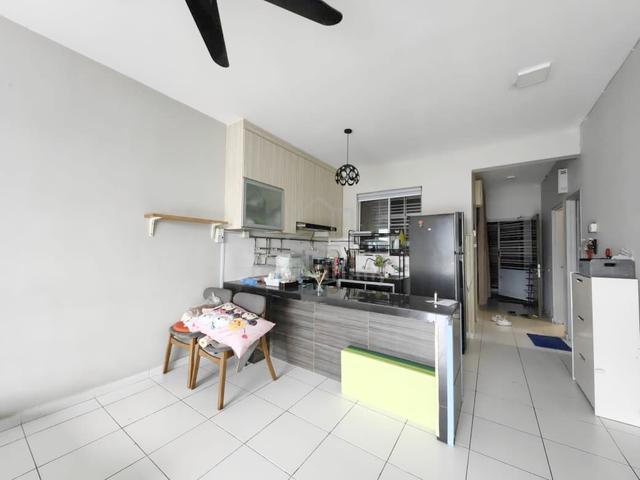 Condominium for Sale, 3 Bedroom, 973 sq.ft, Scott Towers @ Larkin JB ...