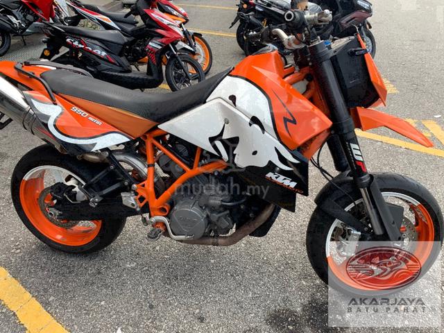 KTM SMR 950 supermoto RC8 2011 - Motorcycles for sale in Batu Pahat, Johor
