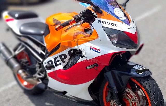 Honda CBR 600 F4i White Repsol rare model - Motorcycles for sale in ...