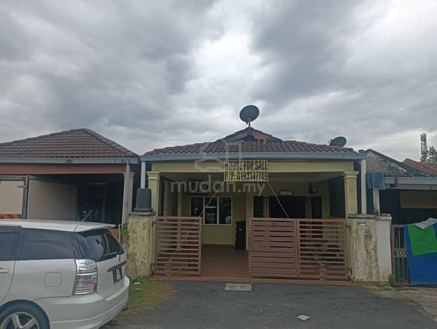1-storey Terraced House for Rent, 3 Bedroom, 1300 sq.ft, Rawang ...