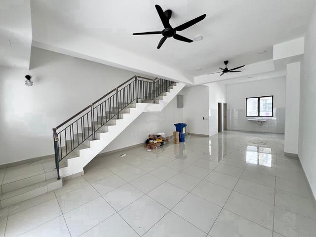 2-storey Terraced House for Rent, 3 Bedroom, 1665 sq.ft, Telok Panglima ...