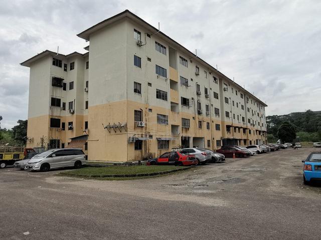 Flat for Sale, 3 Bedroom, 710 sq.ft, Taman Tampoi Utama Flat, Johor ...