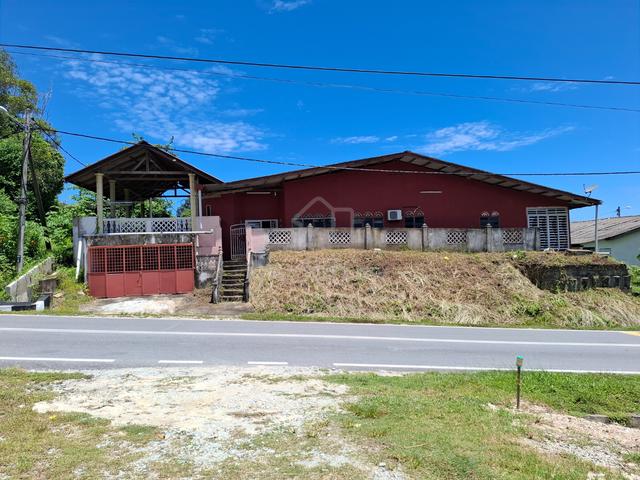 1-storey Terraced House for Sale, 3 Bedroom, 1800 sq.ft, Marang ...