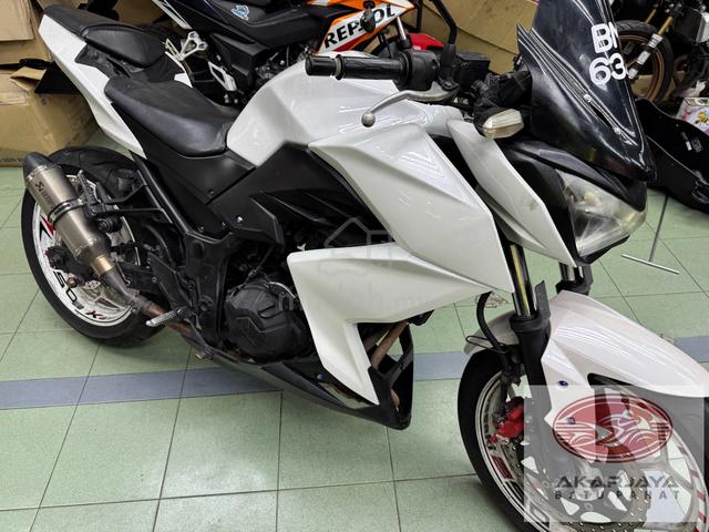 Kawasaki z250 2014 347 white - Motorcycles for sale in Batu Pahat, Johor