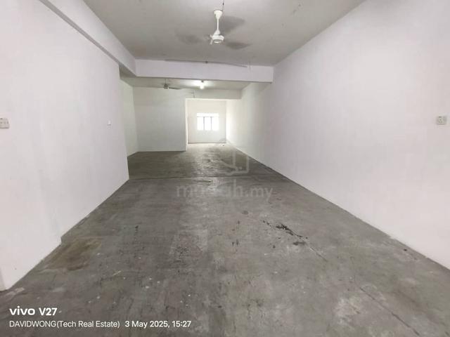 Shop lot for Rent, 1600 sq.ft, Seri Kembangan, Selangor | Mudah.my