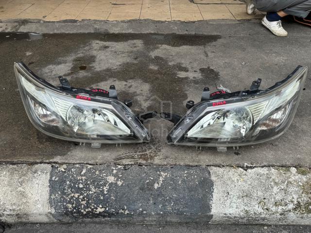 No 22-11-31 Subaru Exiga Smoked Hid Headlamp Jpn - Car Accessories ...