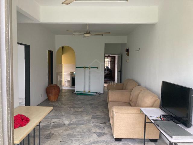 Non Bumi, Apartment Sri Anggerik 1, Puchong Jaya - Apartment ...