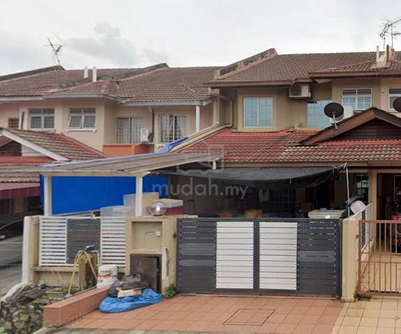 2-storey Terraced House for Auction, 3 Bedroom, 1760 sq.ft, Puchong ...