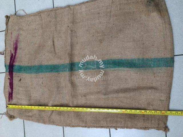 Used Guni Jut/ Guni Bag - Others for sale in Kuching, Sarawak