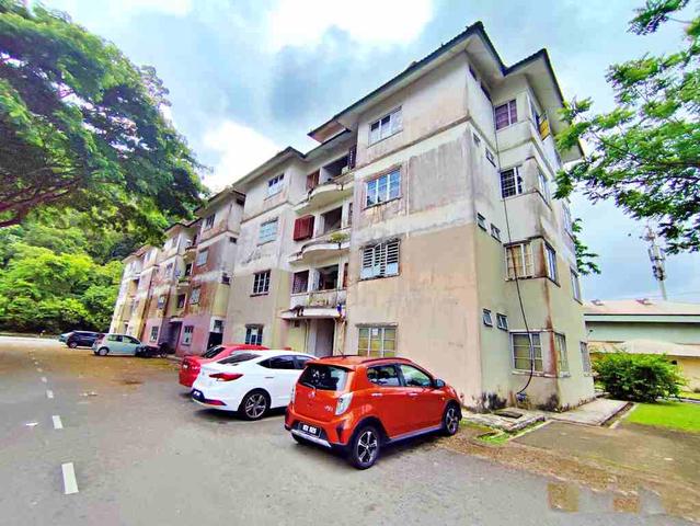 Apartment for Auction, 3 Bedroom, 893 sq.ft, Pusat Perdagangan Semambu ...