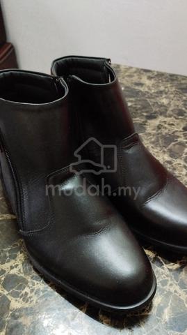 kasut polis gd Johnson kulit - Shoes for sale in Kuala Nerus, Terengganu