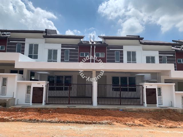 New 2-storey Terraced House for Sale, 4 Bedroom, 1568 sq.ft, Shah Alam ...