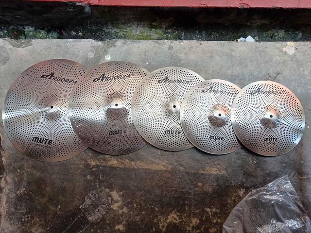 Arborea mute cymbal set - Music Instruments for sale in Pandan Indah ...