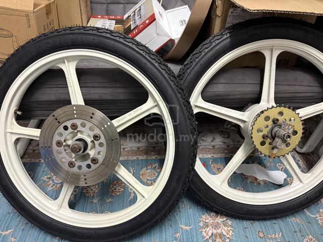 Rim Ar80 original..warna repaint lawo - Motorcycle Accessories & Parts ...