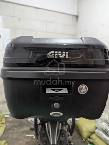Box & rack givi Y15 - Motorcycle Accessories & Parts for sale in Sungai ...