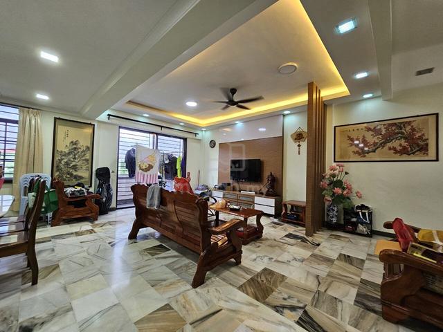 Duplex for Sale, 4 Bedroom, 2045 sq.ft, Pangsapuri Sri Pelangi Subang ...