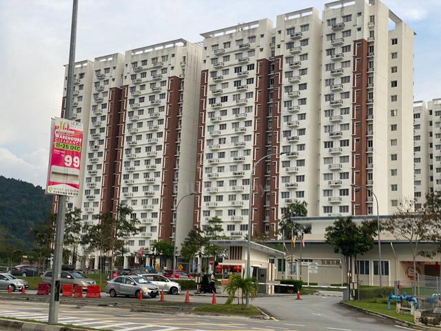Apartment for Sale, 3 Bedroom, 900 sq.ft, De Bayu Apartment, Setia Alam ...