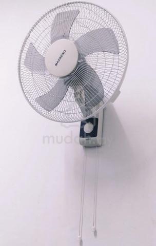 Second Hand - Wall Fan - Home Appliances & Kitchen for sale in Juru, Penang