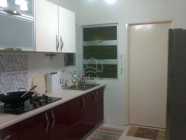 Apartment for Rent, 3 Bedroom, 850 sq.ft, Idaman Iris, Sungai Ara ...