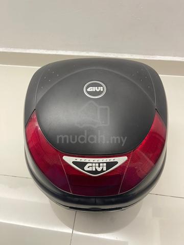 Box Givi (motor) - Motorcycle Accessories & Parts for sale in Old Klang ...