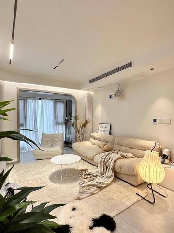 Condominium for Sale, 2 Bedroom, 600 sq.ft, BIG CHEAP / Walk to MRT ...