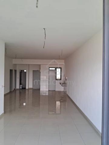 Condominium for Sale, 4 Bedroom, 1500 sq.ft, Legendview Rawang ...