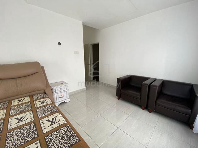 Condominium for Rent, 4 Bedroom, 1800 sq.ft, BSP 21, Bandar Saujana ...