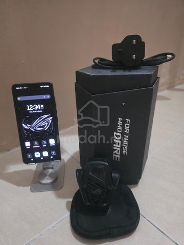 ASUS ROG 8 PRO, 24 ram & 1 tera rom (global rom) - Mobile Phones & Gadgets for sale in Banting ...