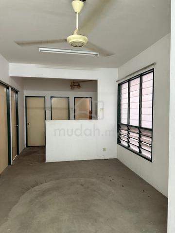 Apartment for Sale, 3 Bedroom, 650 sq.ft, Sri Tanjung (USJ 16), USJ ...