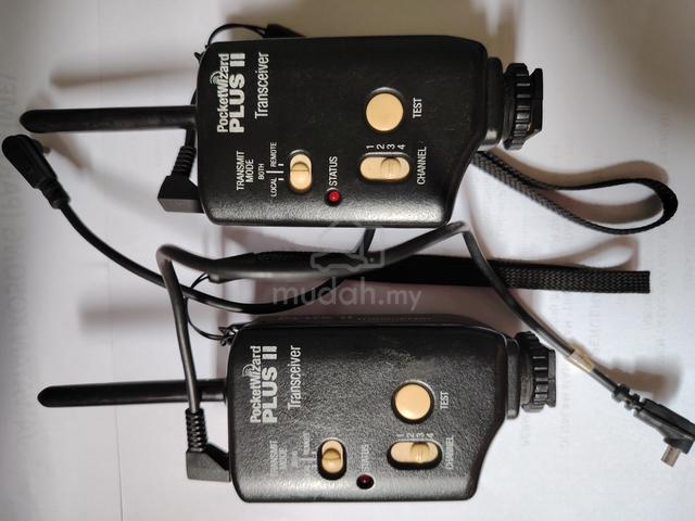 Pocket Wizard Plus II Auto Sensing Transceiver - Cameras & Photography ...